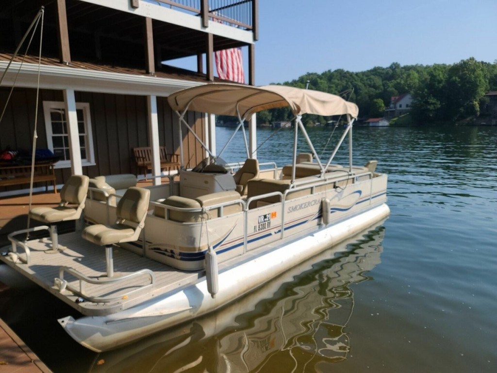 Rent Here - Lake Lure Boat Rentals