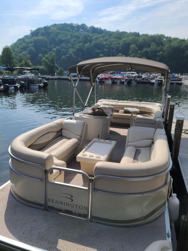 Rent Here - Lake Lure Boat Rentals